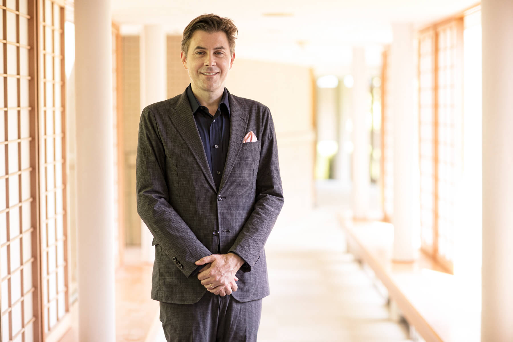 Robert Ingels Hellyer - HAKUHO FOUNDATION JAPANESE RESEARCH FELLOWSHIP